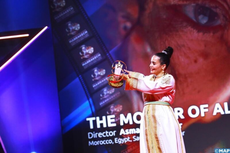 La réalisatrice Asmae El Moudir, Grand Prix du Festival du Film de ...