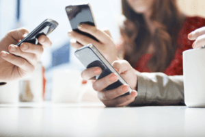 Au Maroc, niveaux record d’abonnements mobiles et internet en 2024 ...